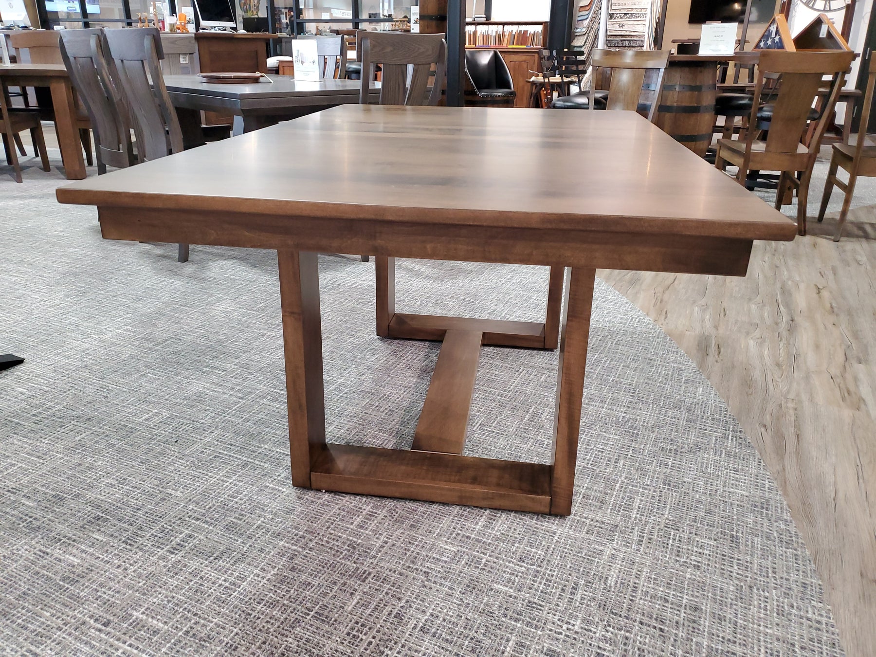 QW Amish Clark Table – Quality Woods Furniture